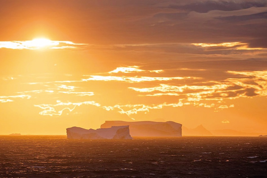 南極 | 企鵝和冰山王國 南極半島 Realm of Penguins & Icebergs Antarctic Peninsula | 鷹飛 ...